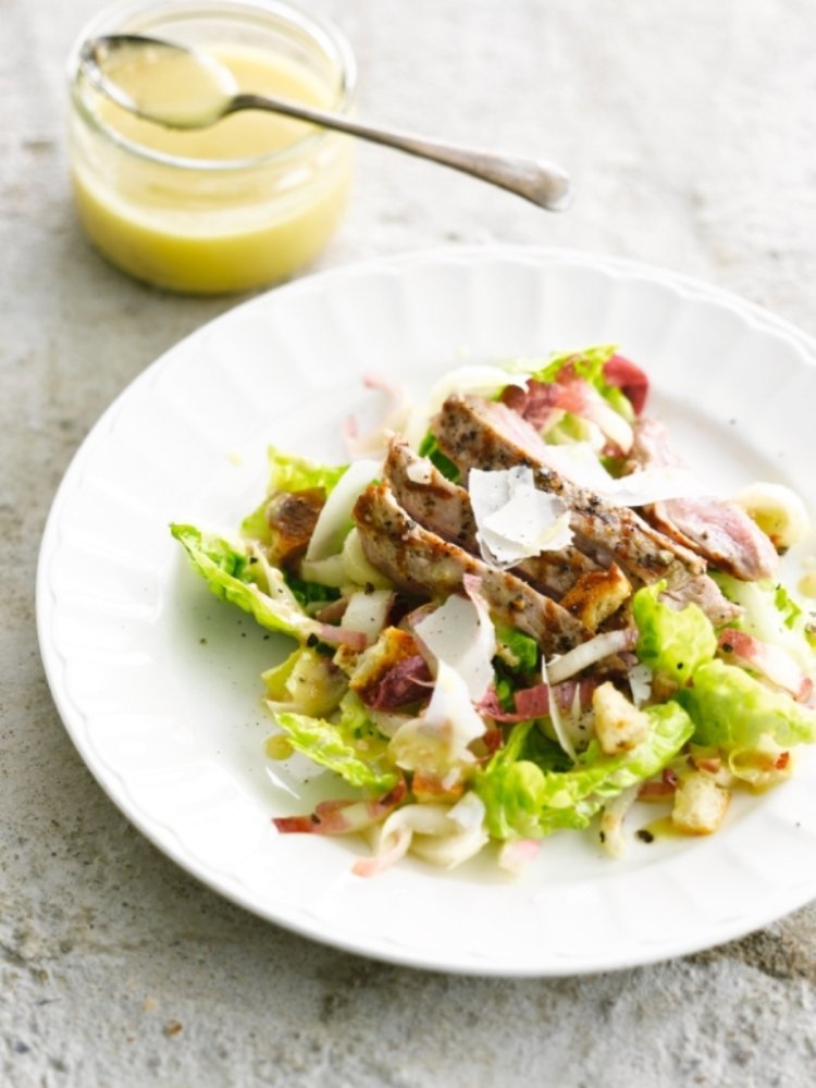 Recept "Witloof-rundsalade met caesardressing" | njam!