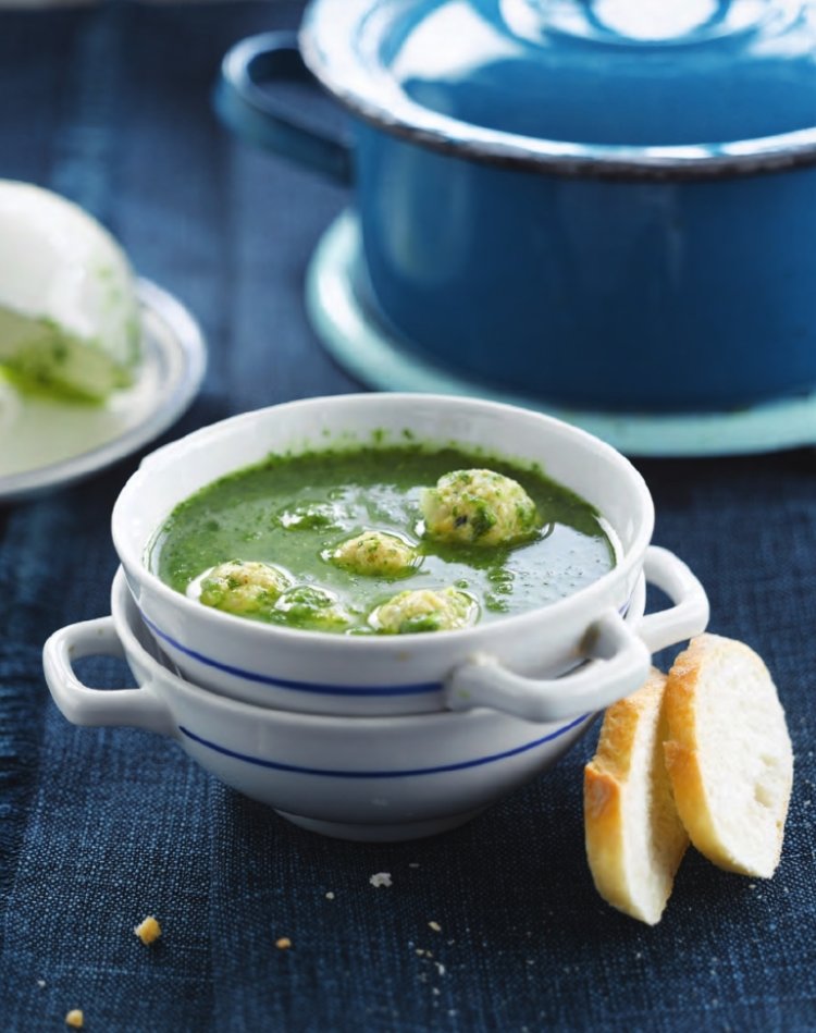 Recept "Kervelsoep met balletjes" | njam!