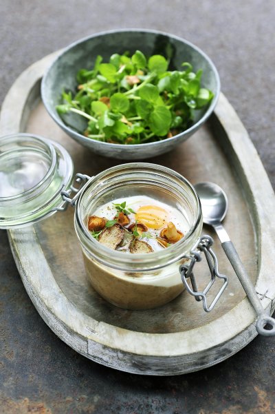 Recept "Cocotte van aardpeer met een hoeve-ei" | njam!